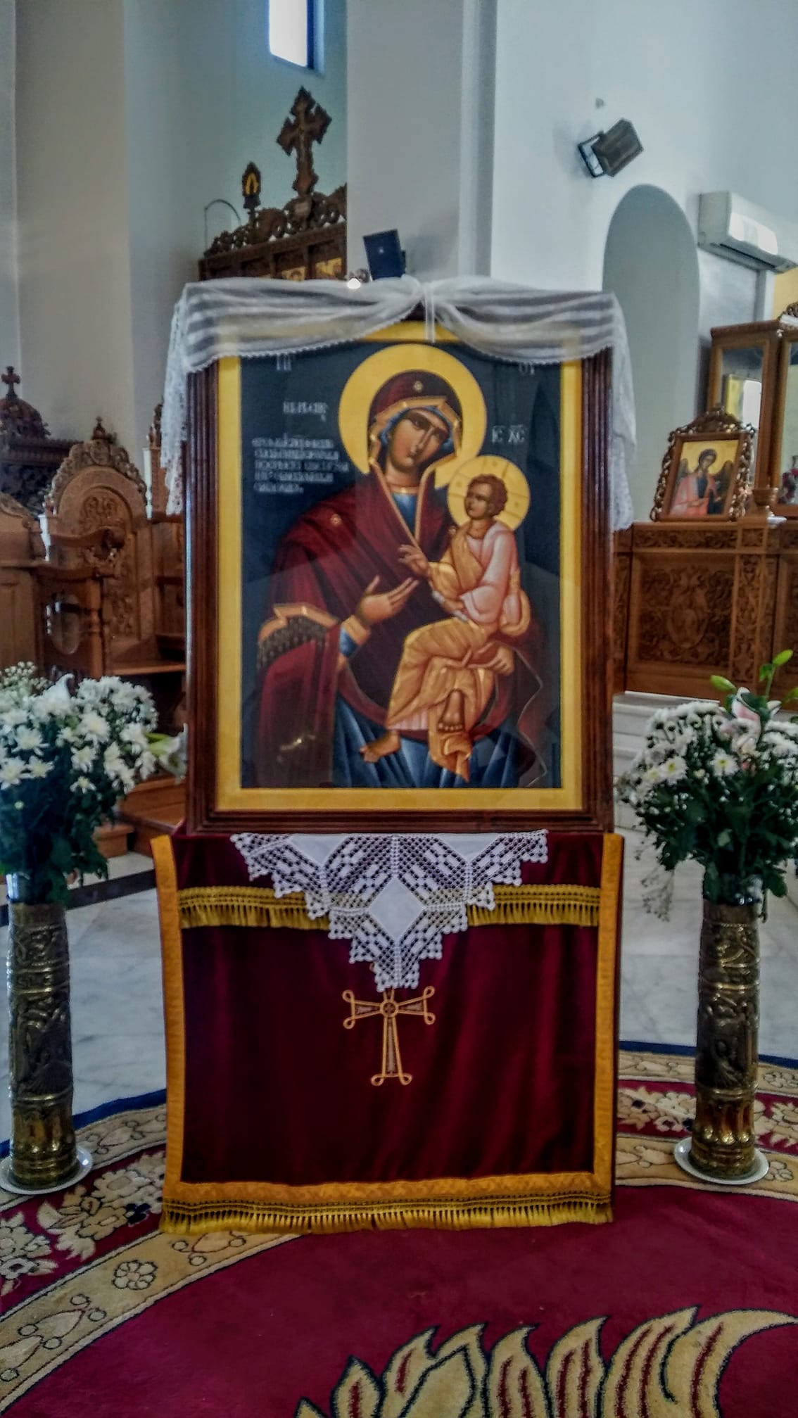 Θεία Λειτουργία στον Ιερό Μητροπολιτικό Ναό Αγίου Ανδρέα του ...