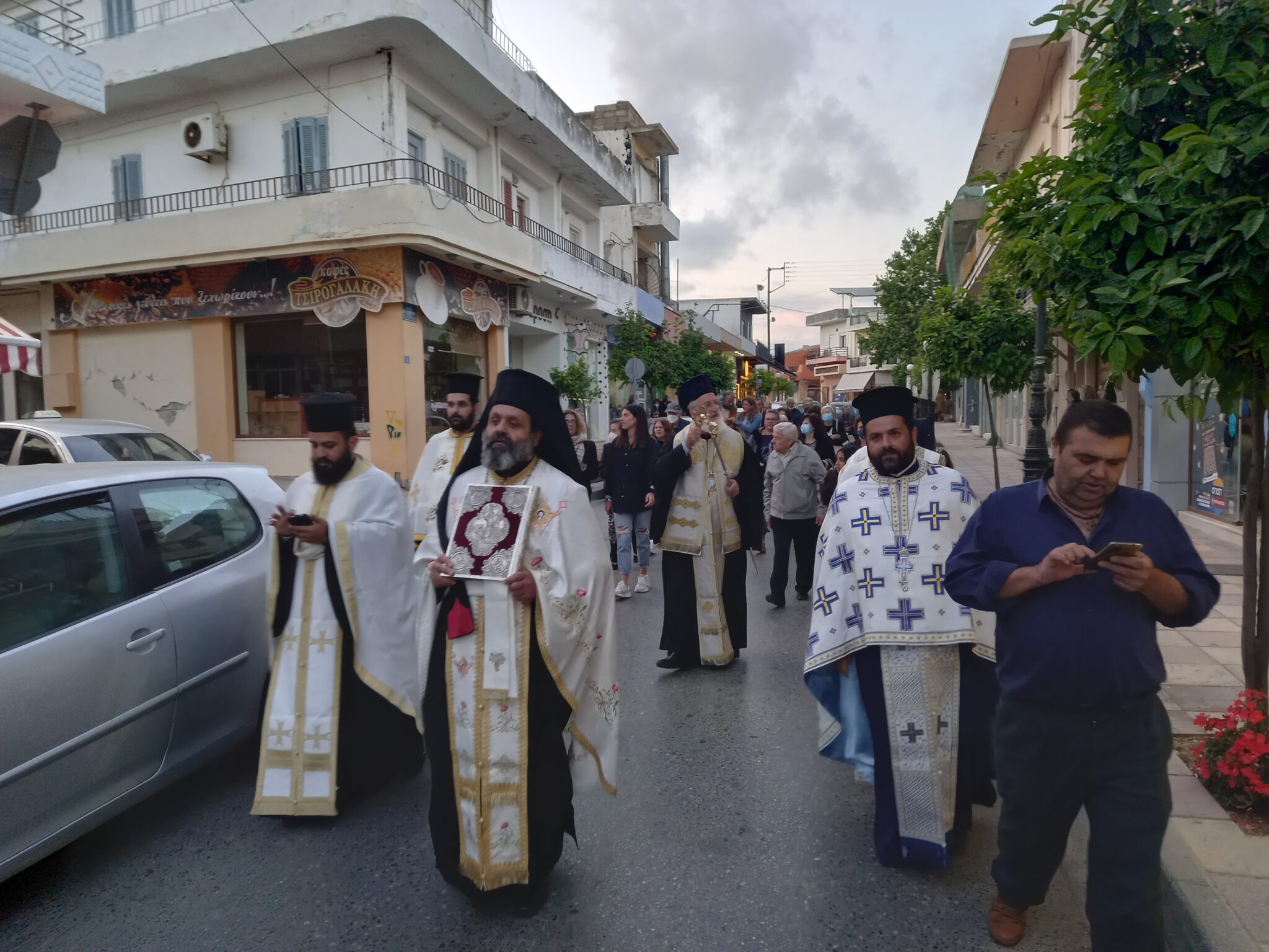 Πανηγυρικός Εσπερινός Αγίων Κωνσταντίνου και Ελένης στο Αρκαλοχώρι ...