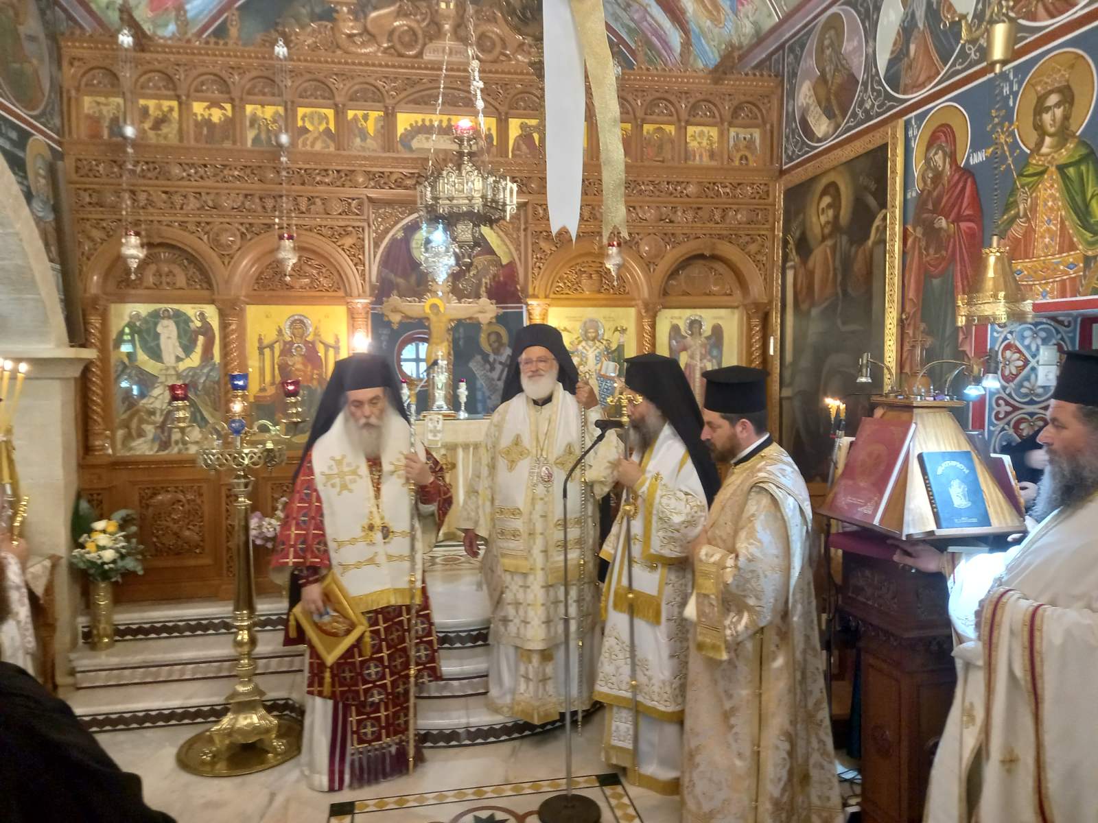 Θεία Λειτουργία και Ιερό μνημόσυνο για την Γερόντισσα Πανσέμνη στο ...