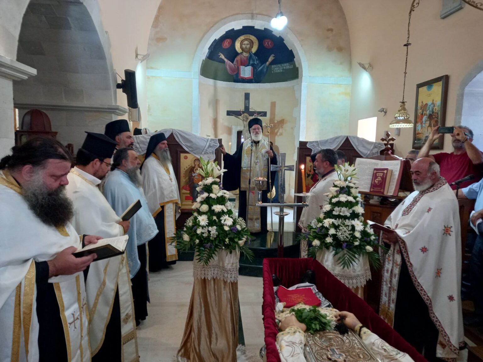 Εξόδιος ακολουθία Ιερομονάχου Ευμενίου Λυκάκη - news.tv4e.gr